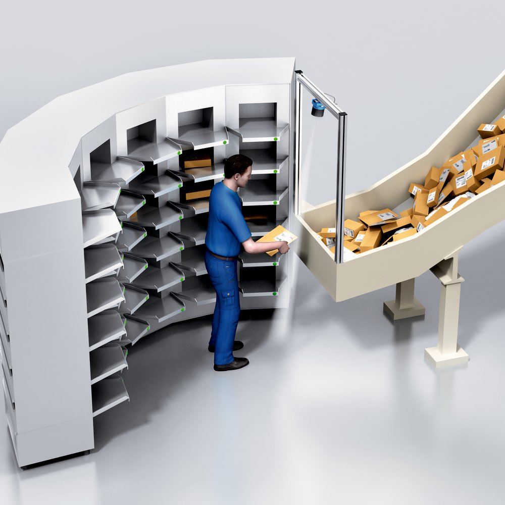 Sorting of small shipments by hand